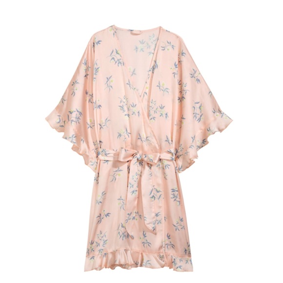Intimates & Sleepwear | Light Pink Robe Short Satin | Poshmark